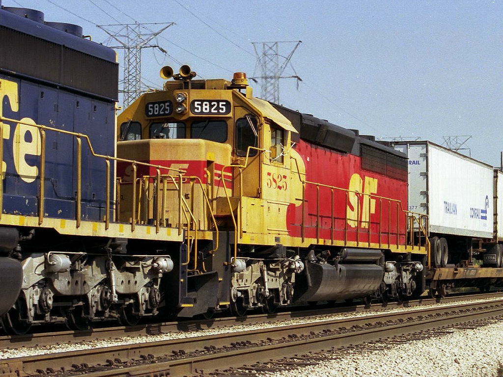 ATSF 5825